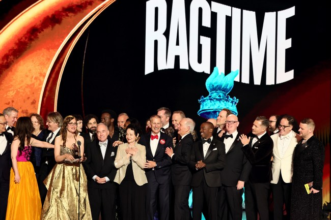 Tony Awards 2026 Live Updates: 'Death of a Salesman' Wins Best Play ...